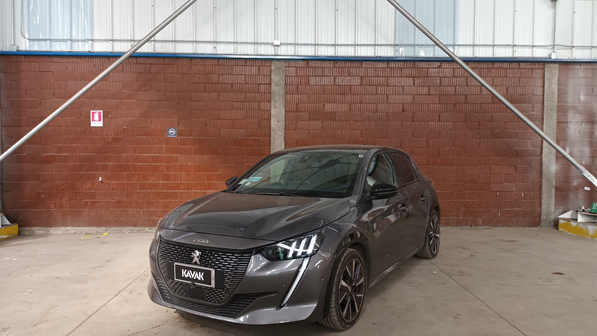 Autos Peugeot 208 1.2 PURETECH 130 HP AUTO GT Hatchback 2021 usados ...