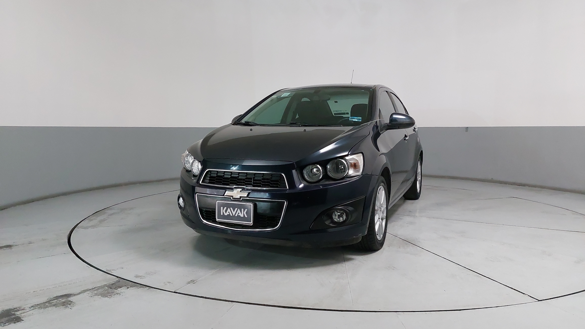 Autos Chevrolet Sonic 1.6 AT F LTZ Sedan 2016 usados | KAVAK México