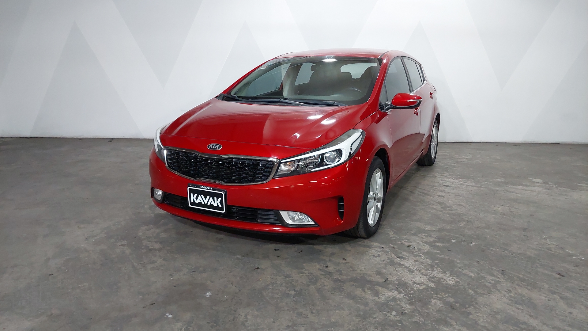Autos Kia Forte 2.0 EX Hatchback 2018 usados | KAVAK México