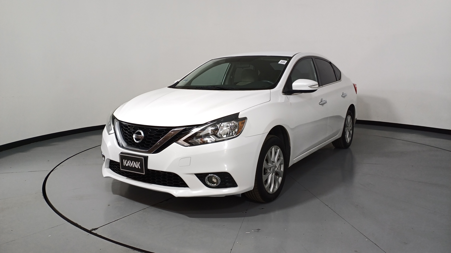 Autos Nissan Sentra 1.8 ADVANCE CVT Sedan 2017 usados | KAVAK México