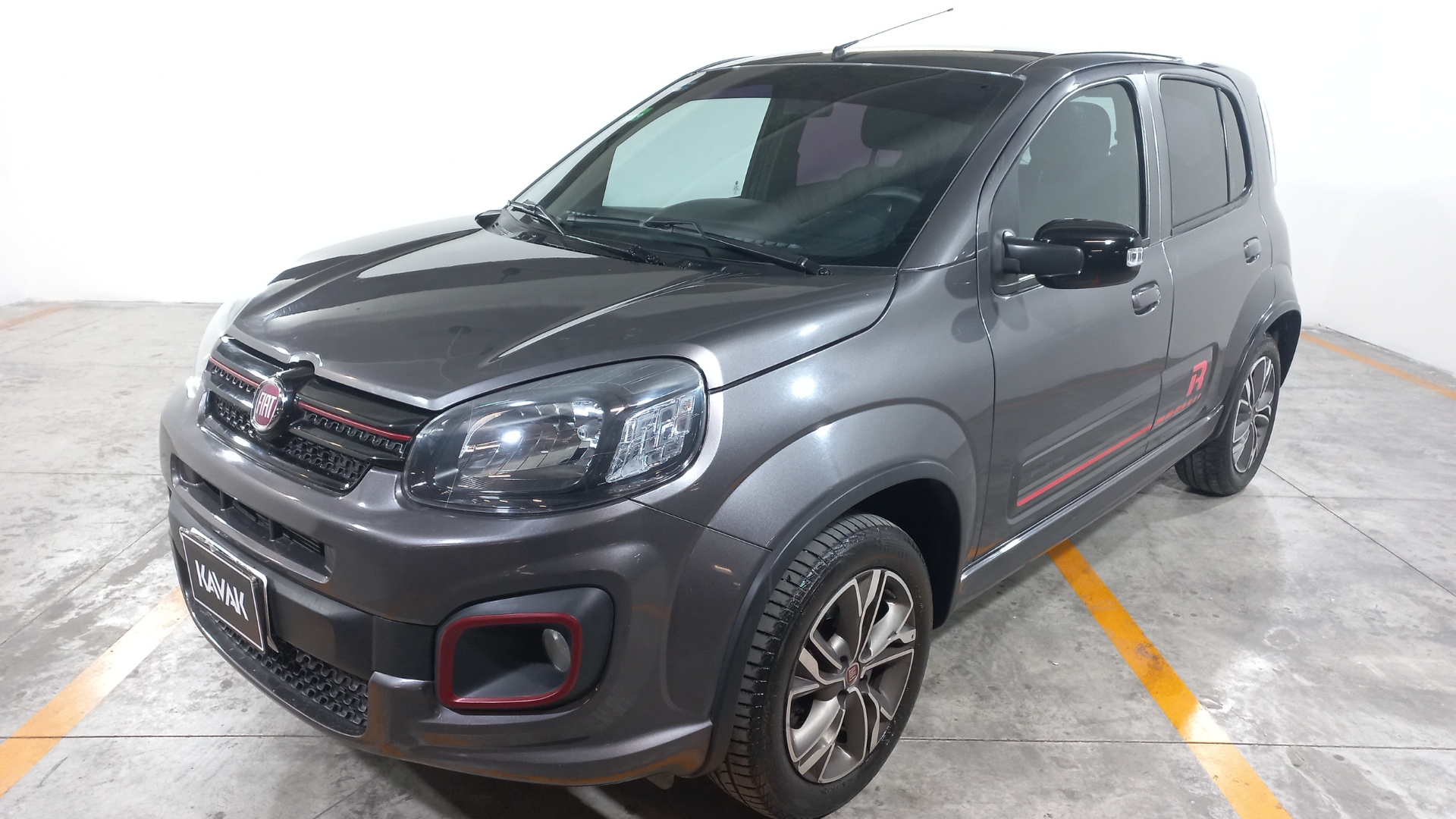 Autos Fiat Uno 1.4 SPORTING PANTALLA Hatchback 2020 usados | KAVAK México