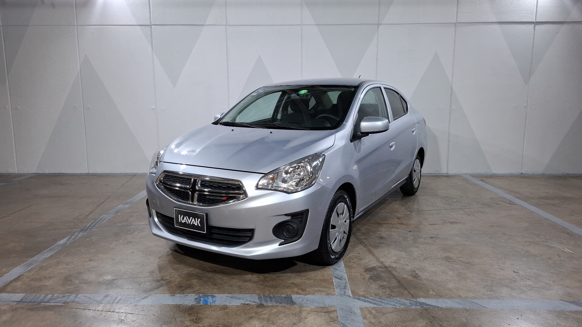 Autos Dodge Attitude 1.2 SE Sedan 2024 usados | KAVAK México