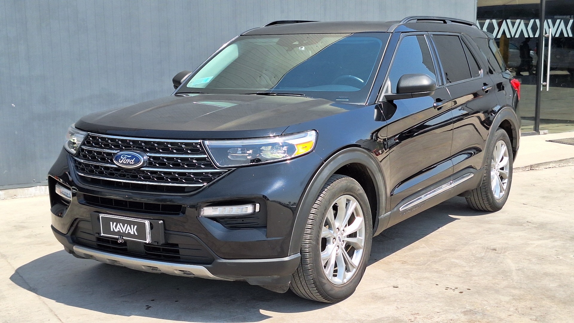 Autos Ford Explorer 2.3 XLT AUTO Suv 2021 usados | KAVAK Chile