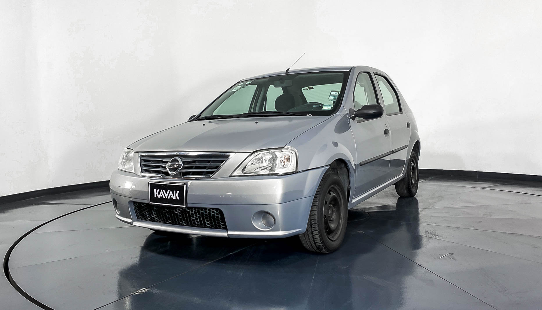 Autos Nissan Aprio 1.6 BASE MT Sedan 2010 usados | KAVAK México