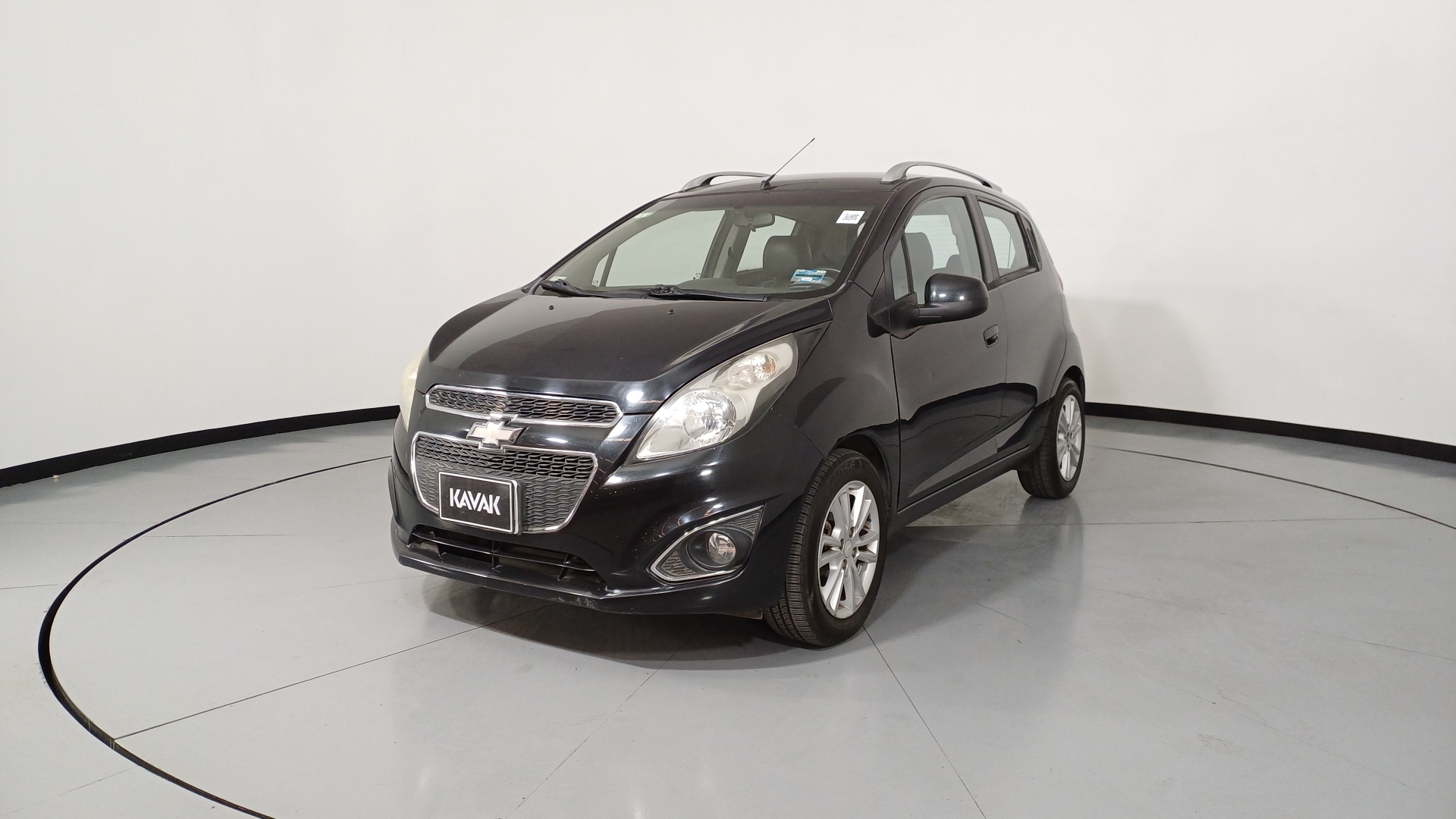 Autos Chevrolet Spark 1.2 LTZ C MT Hatchback 2015 usados | KAVAK México