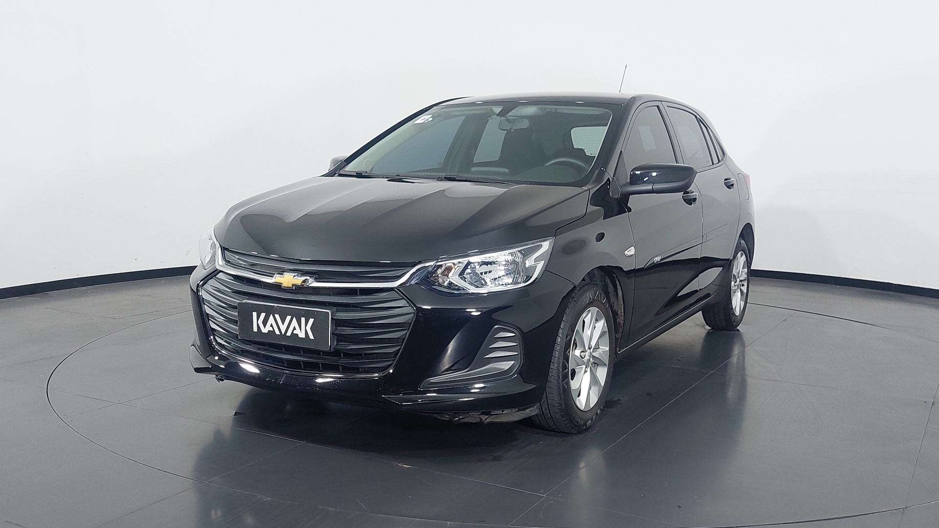Carros Chevrolet Onix LT MANUAL Hatchback 2022 usados | KAVAK Brasil