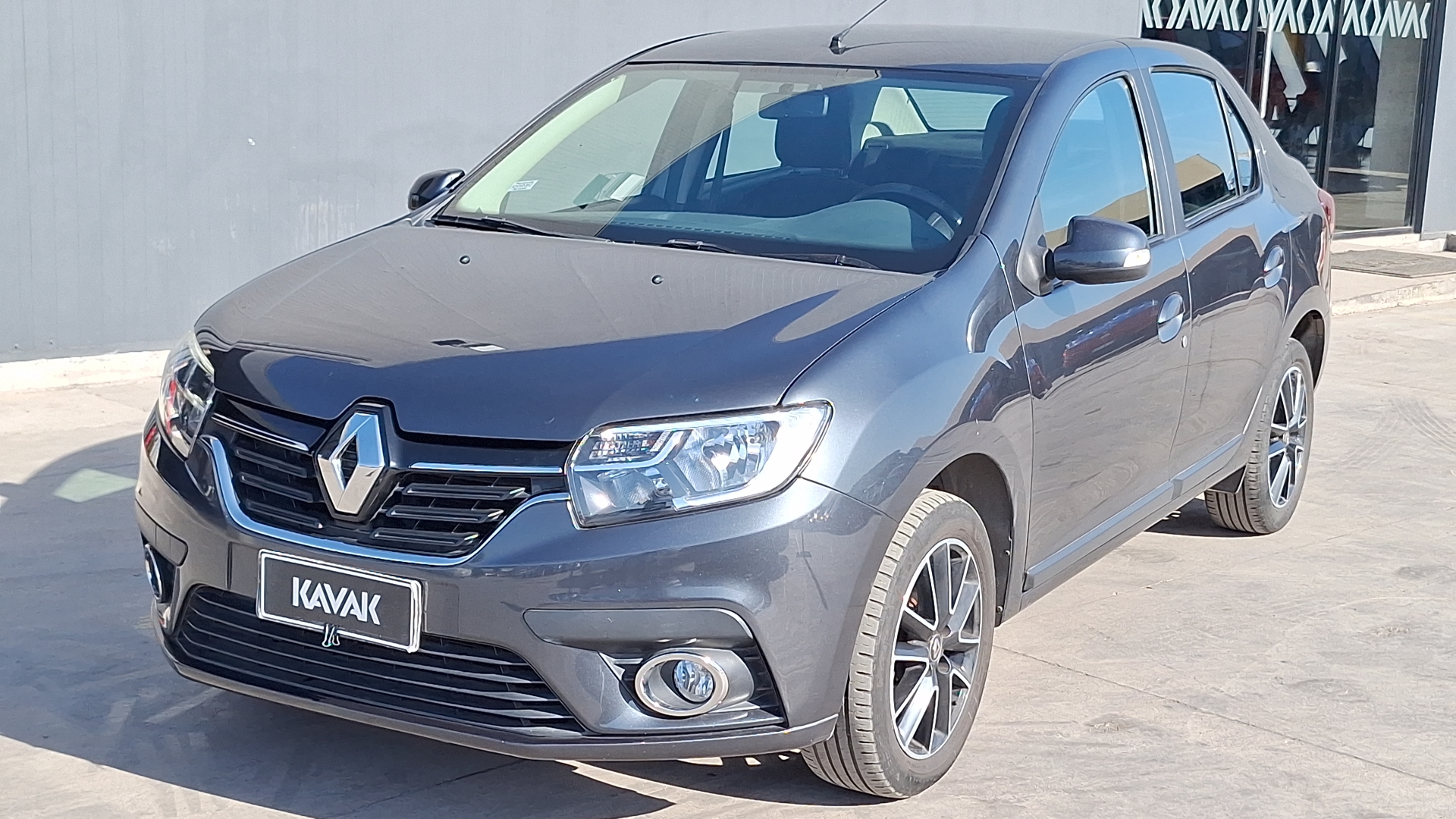 Autos Renault Symbol 1.6 INTENS TECH Sedan 2018 usados | KAVAK Chile