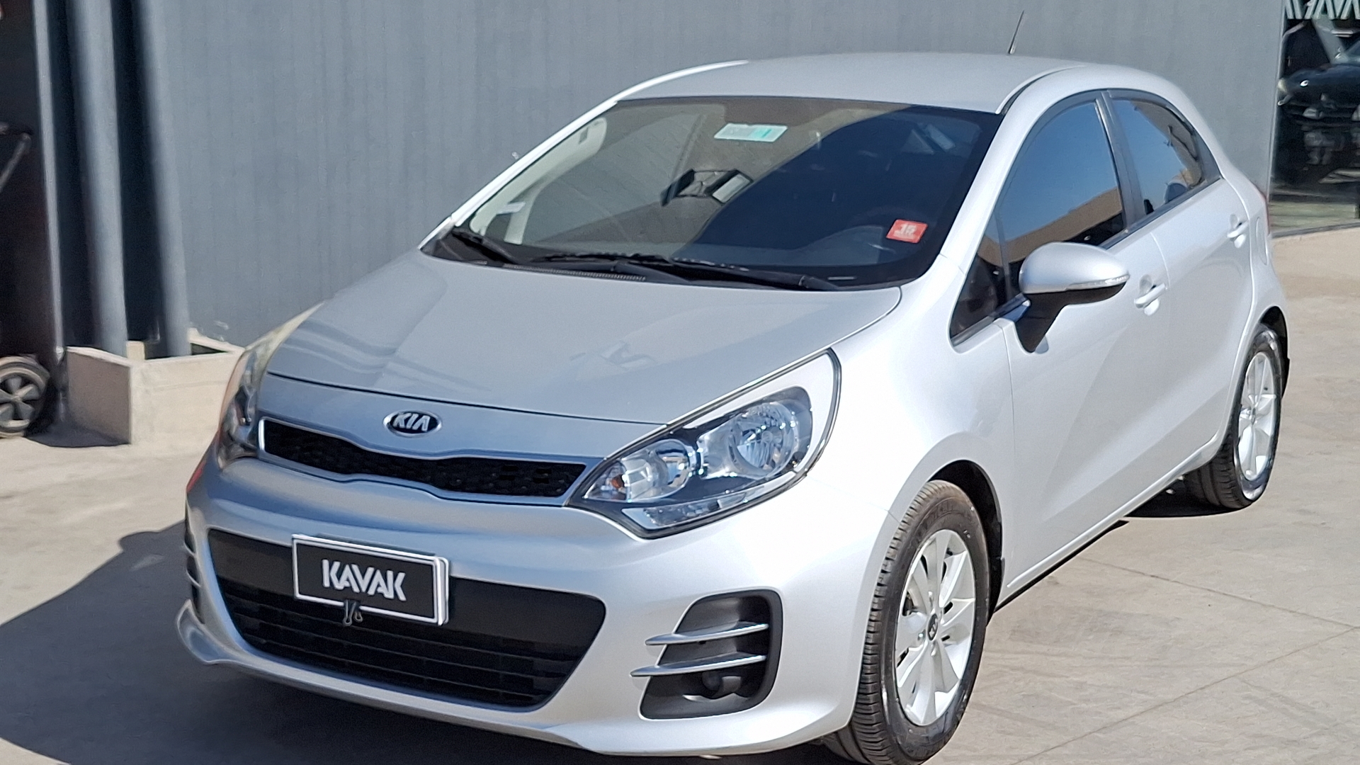 Autos Kia Rio 5 1.4 EX EURO COPA MT Hatchback 2016 usados | KAVAK Chile