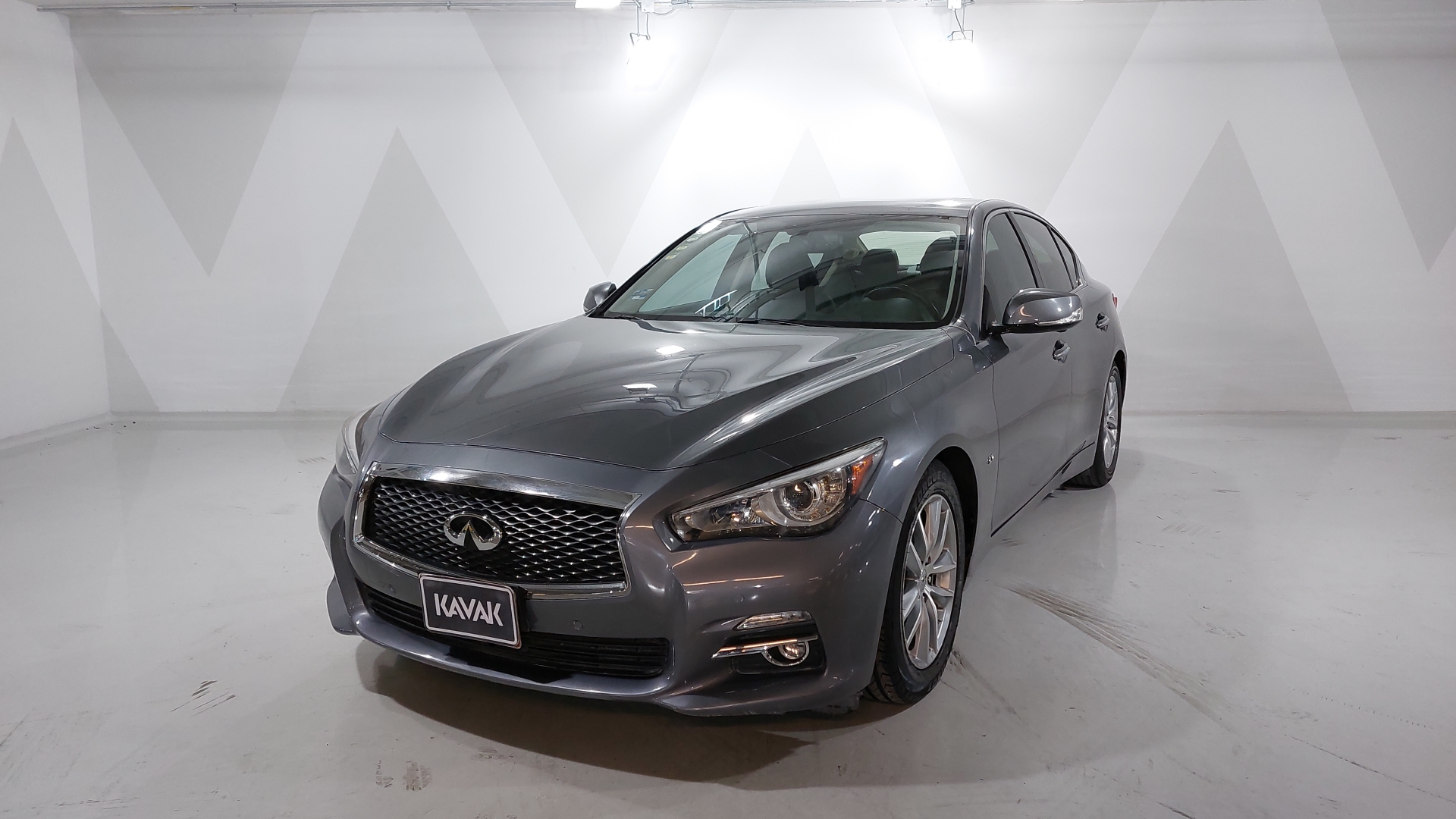 Autos Infiniti Q50 3.7 SEDUCTION AT Sedan 2017 usados | KAVAK México