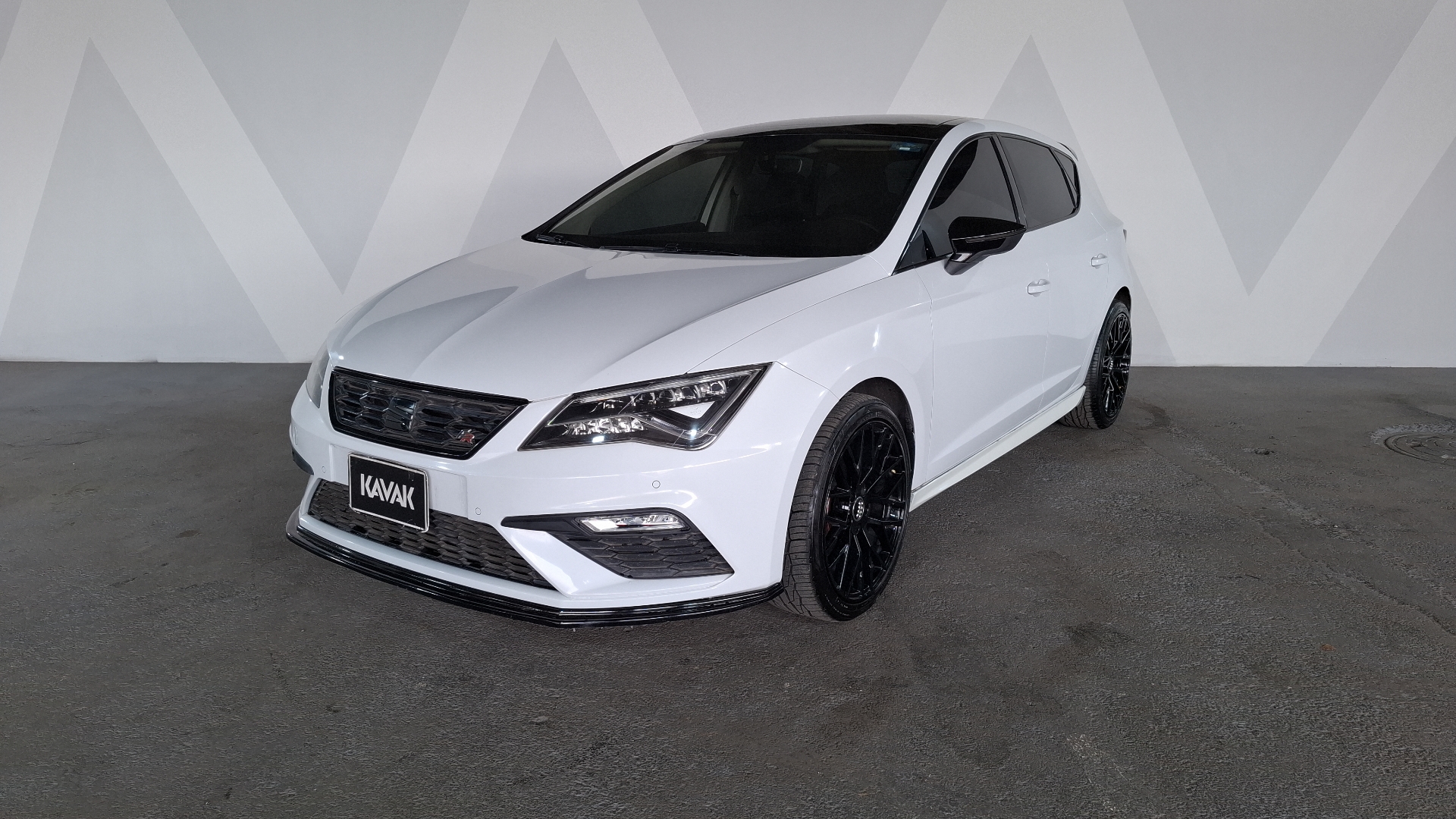Autos Seat Leon 1.4 FR Hatchback 2020 usados | KAVAK México