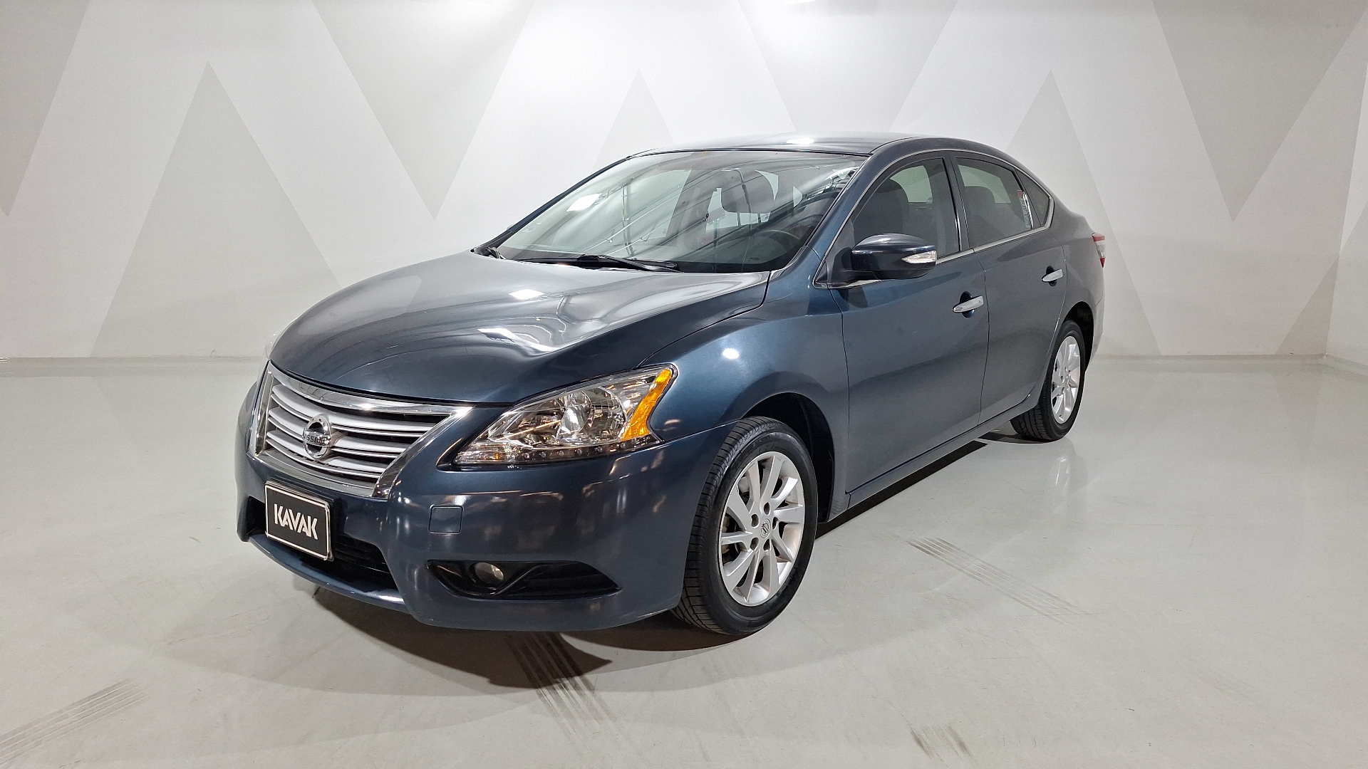 Autos Nissan Sentra 1.8 ADVANCE CVT Sedan 2016 usados | KAVAK México