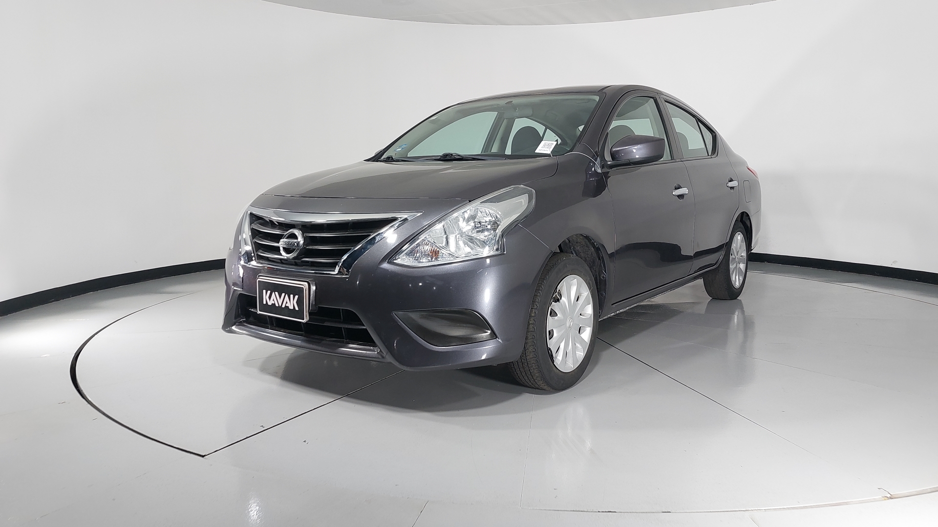 Autos Nissan Versa 1.6 SENSE Sedan 2018 usados | KAVAK México