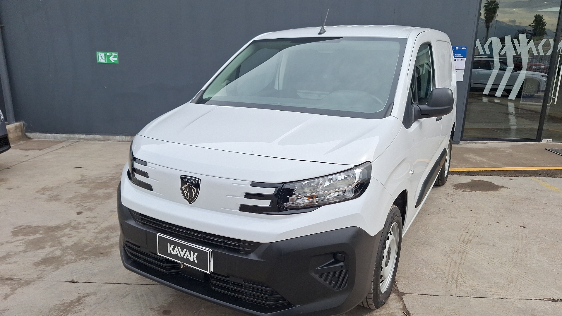 Autos Peugeot Partner 1.5 BLUEHDI 100 HP L1 Van 2025 usados | KAVAK Chile