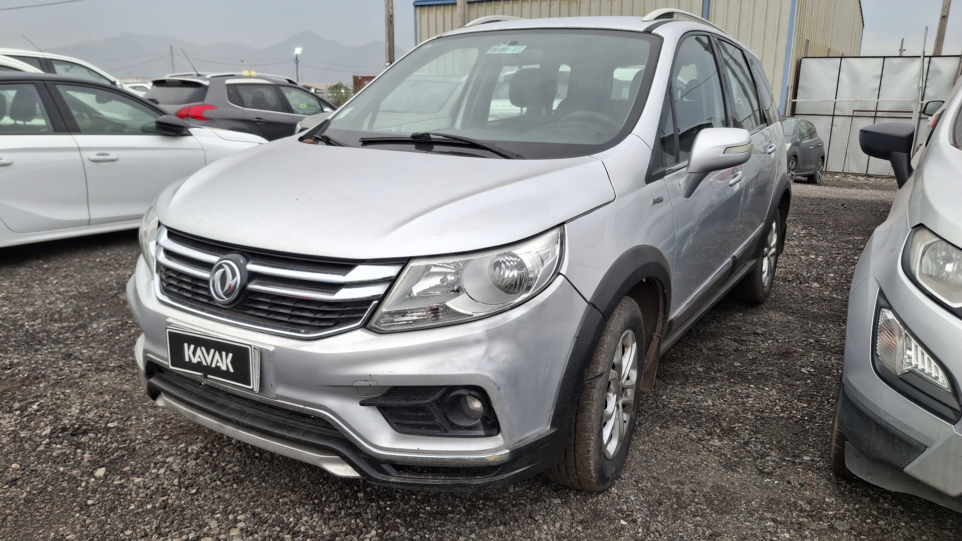 Autos Dfm Joyear X3 1.6 COMFORTABLE Suv 2017 usados | KAVAK Chile