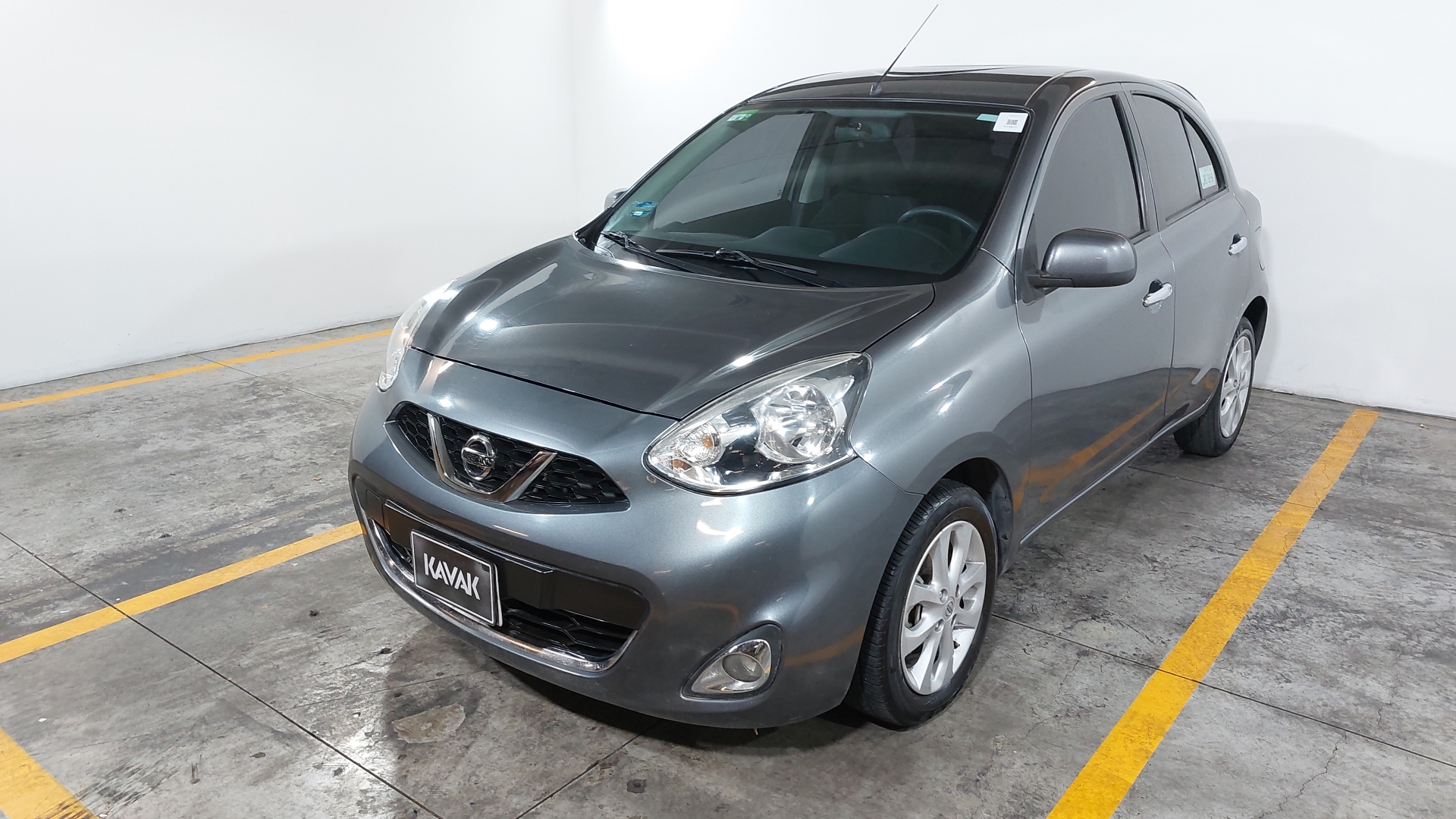 Autos Nissan March 1.6 ADVANCE Hatchback 2018 usados | KAVAK México