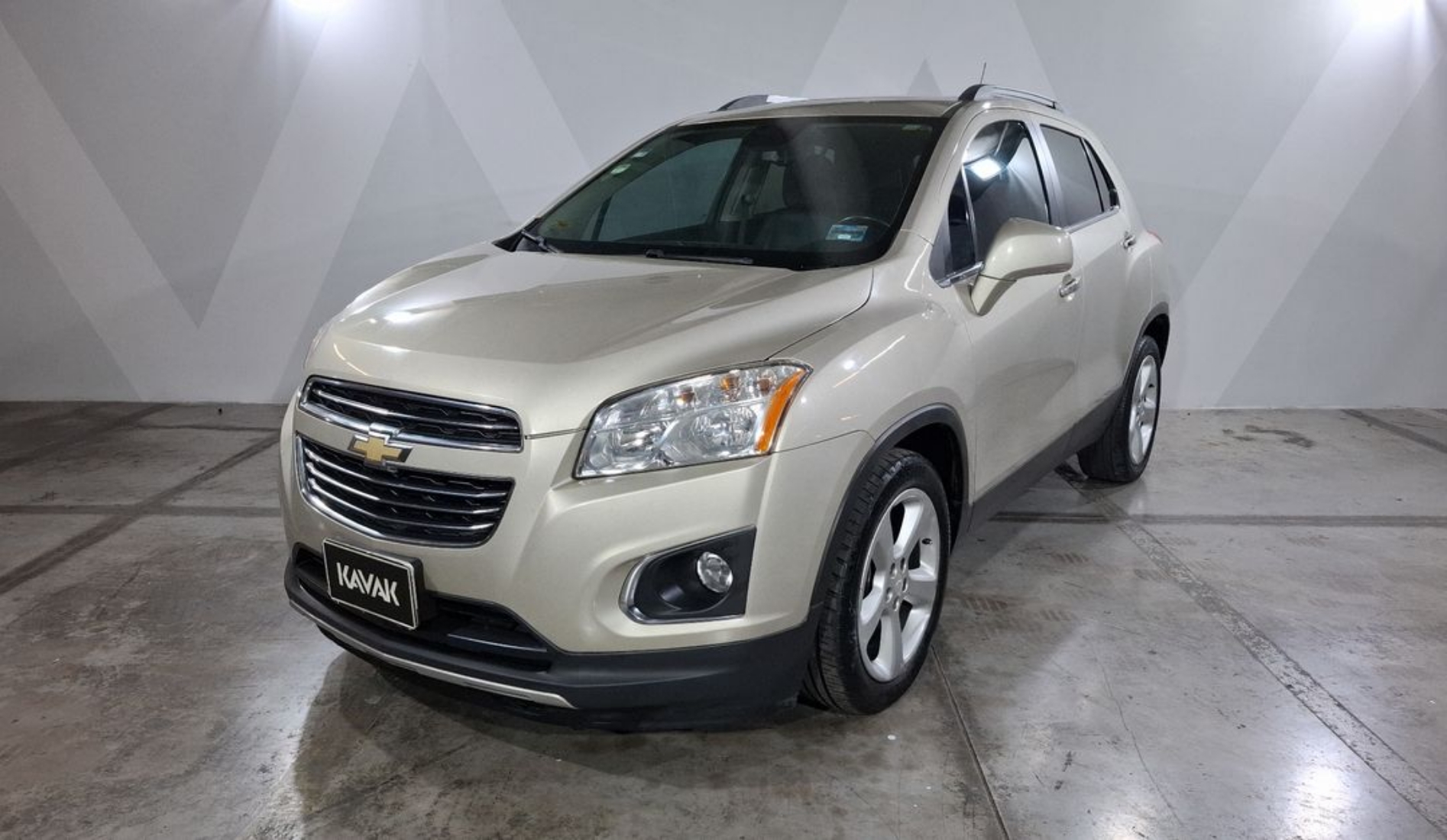 Autos Chevrolet Trax 1.8 C LTZ AT Suv 2016 usados | KAVAK México