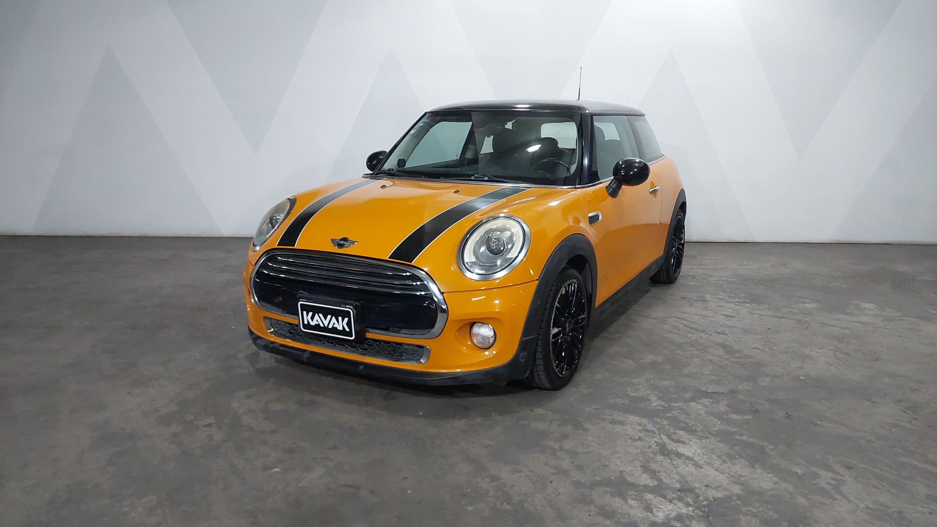 Autos Mini Cooper 1.5 COOPER PEPPER Hatchback 2017 usados | KAVAK México