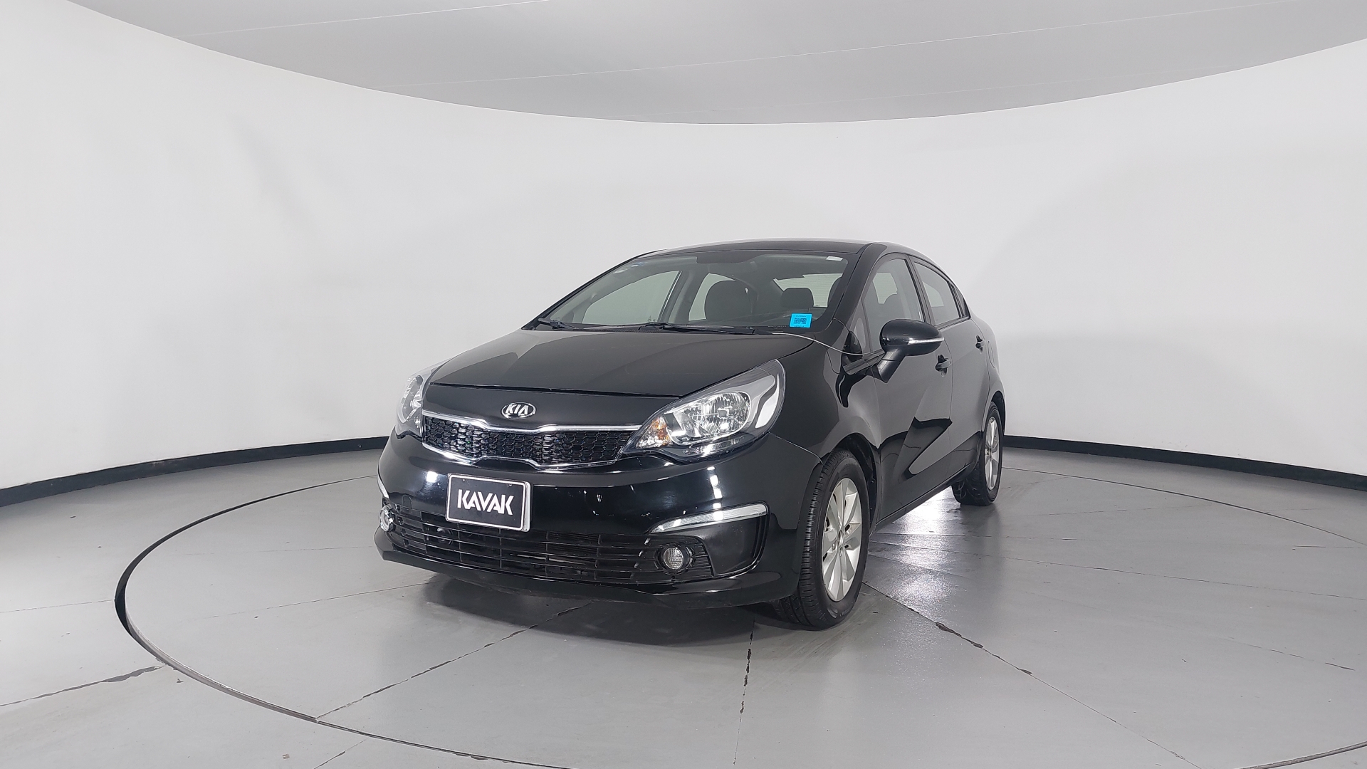 Autos Kia Rio 1.6 EX MT Sedan 2017 usados | KAVAK México
