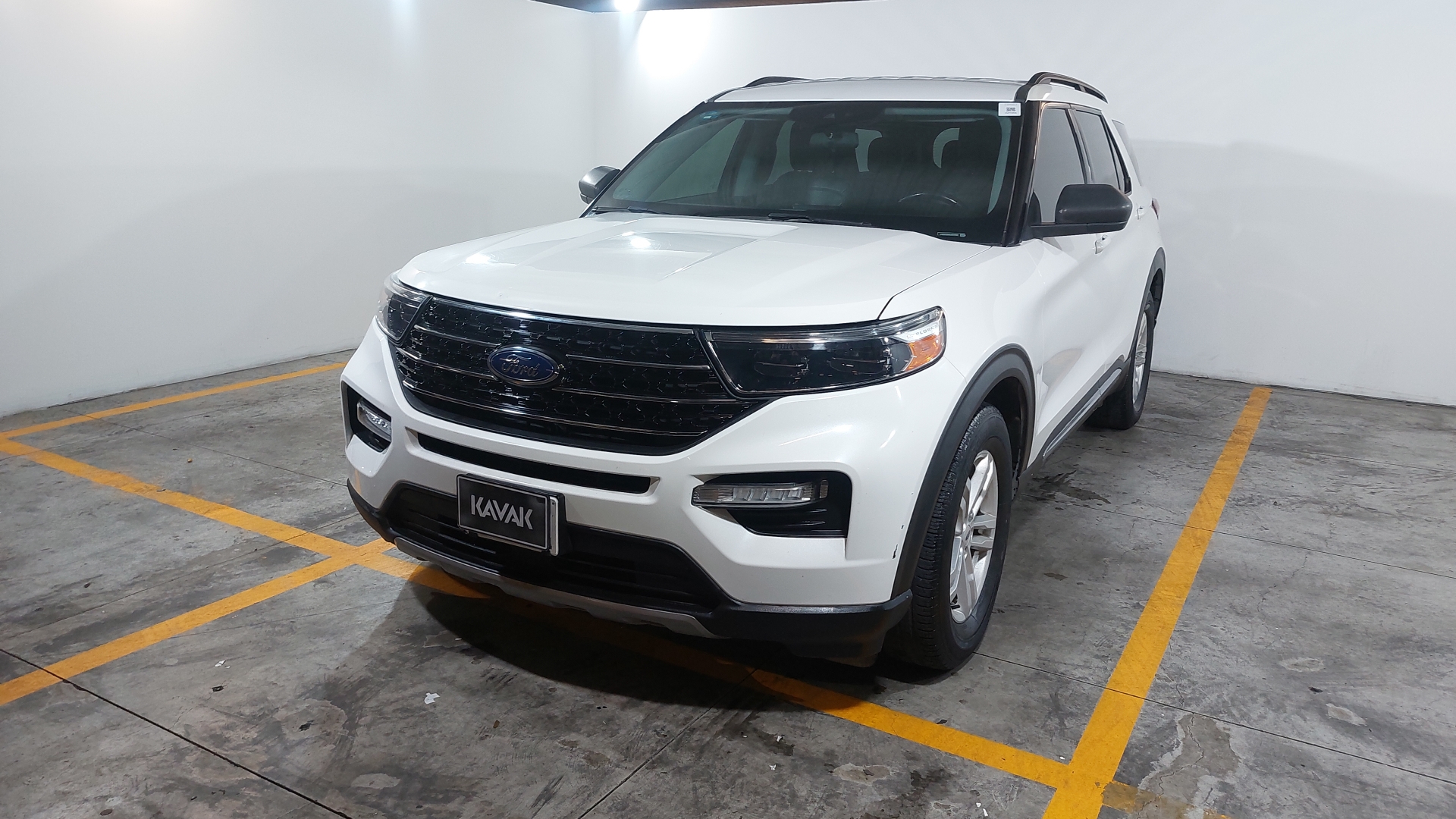 Autos Ford Explorer 2.3 XLT AUTO ES Suv 2020 usados | KAVAK México
