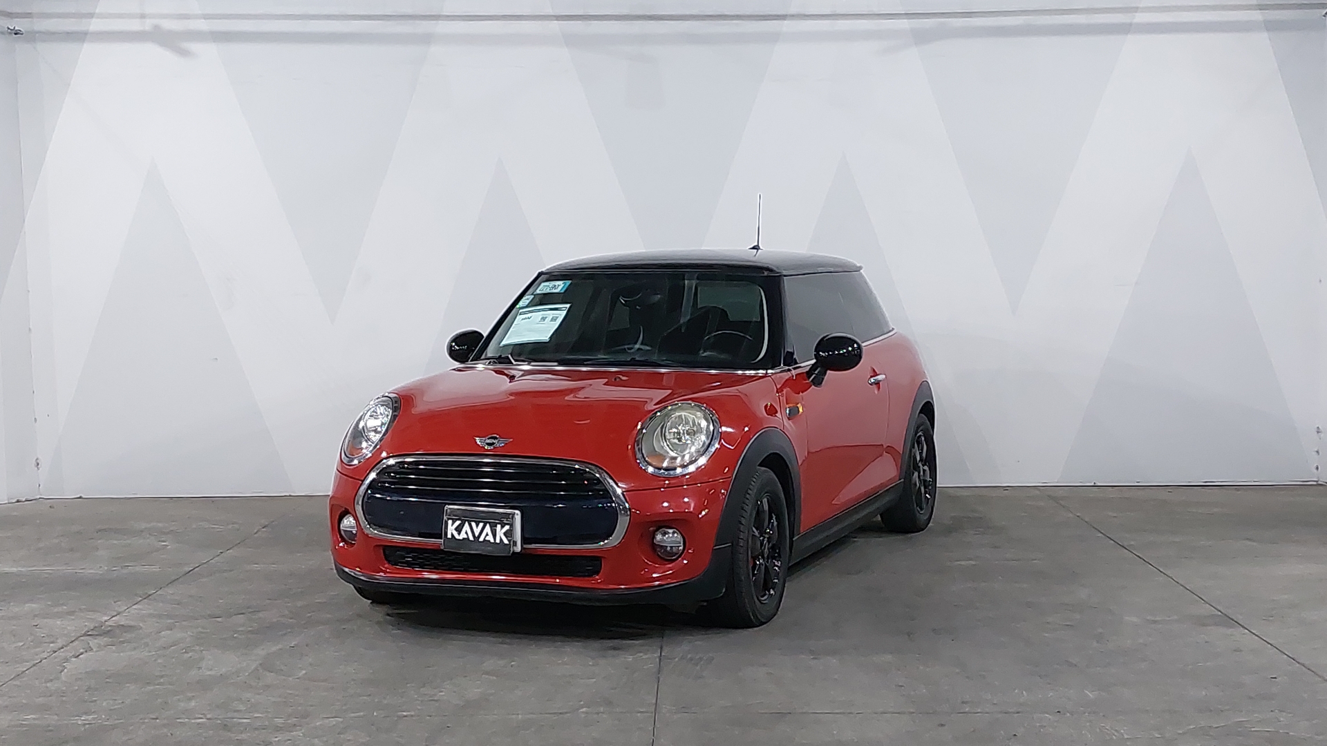 Autos Mini Cooper 1.5 COOPER SALT AUTO Hatchback 2018 usados | KAVAK México