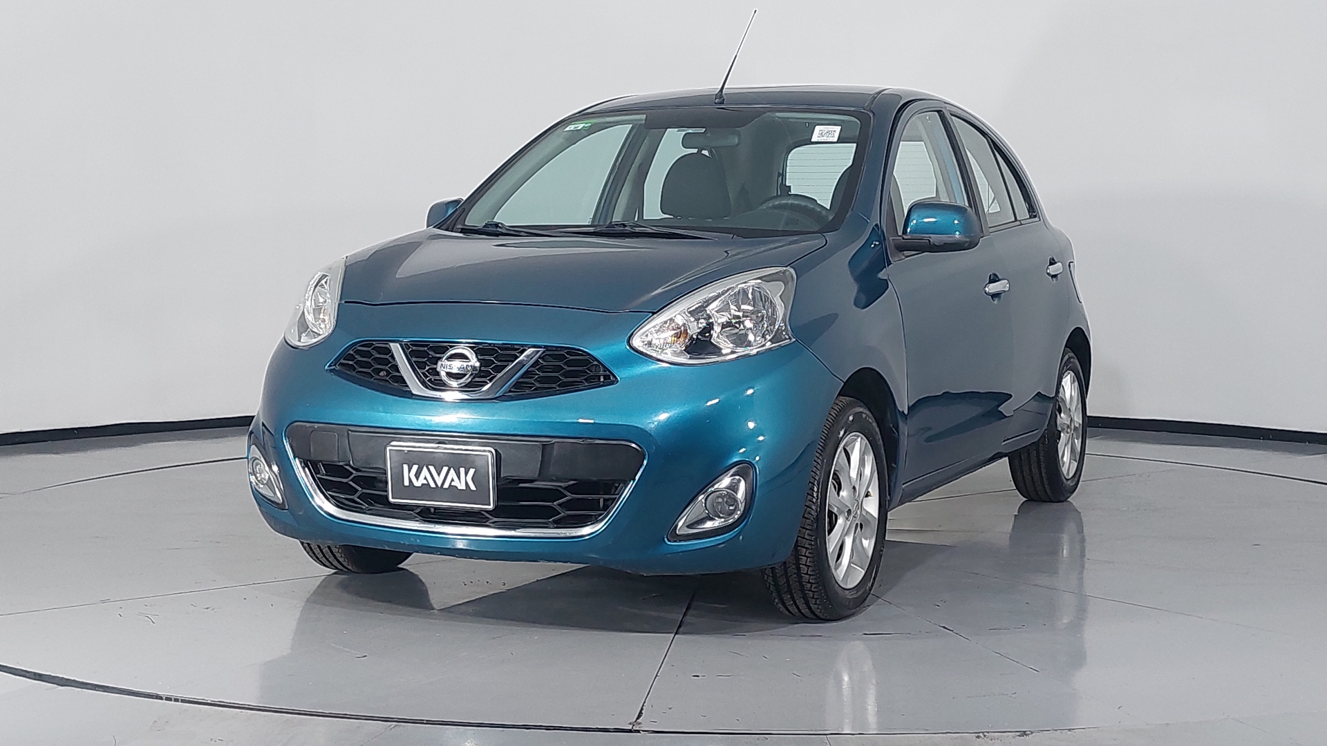 Autos Nissan March 1.6 ADVANCE MT Hatchback 2016 usados | KAVAK México
