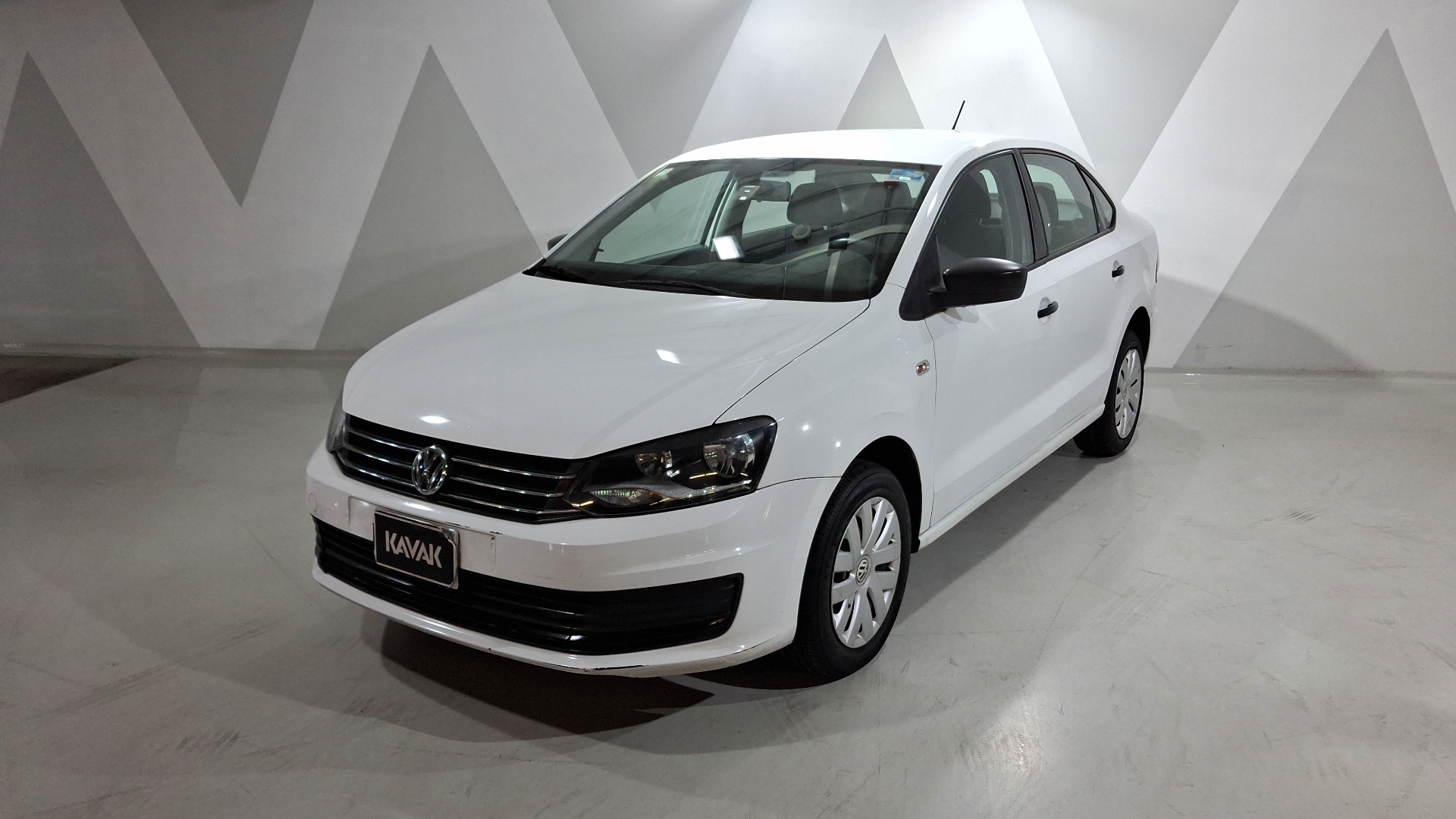 Autos Volkswagen Vento 1.6 STARTLINE MT Sedan 2017 usados | KAVAK México