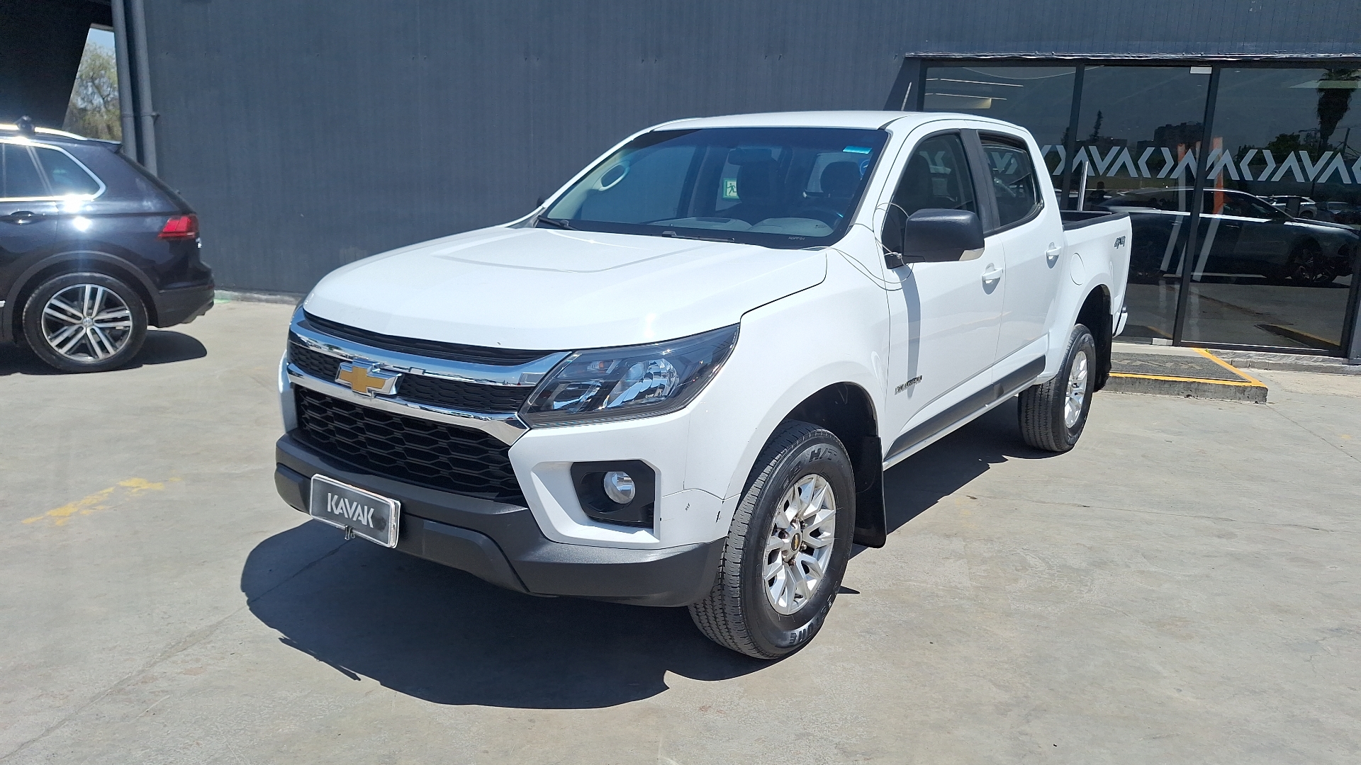 Autos Chevrolet Colorado 2.8TD LT AUTO 4WD Pickup 2022 usados | KAVAK Chile