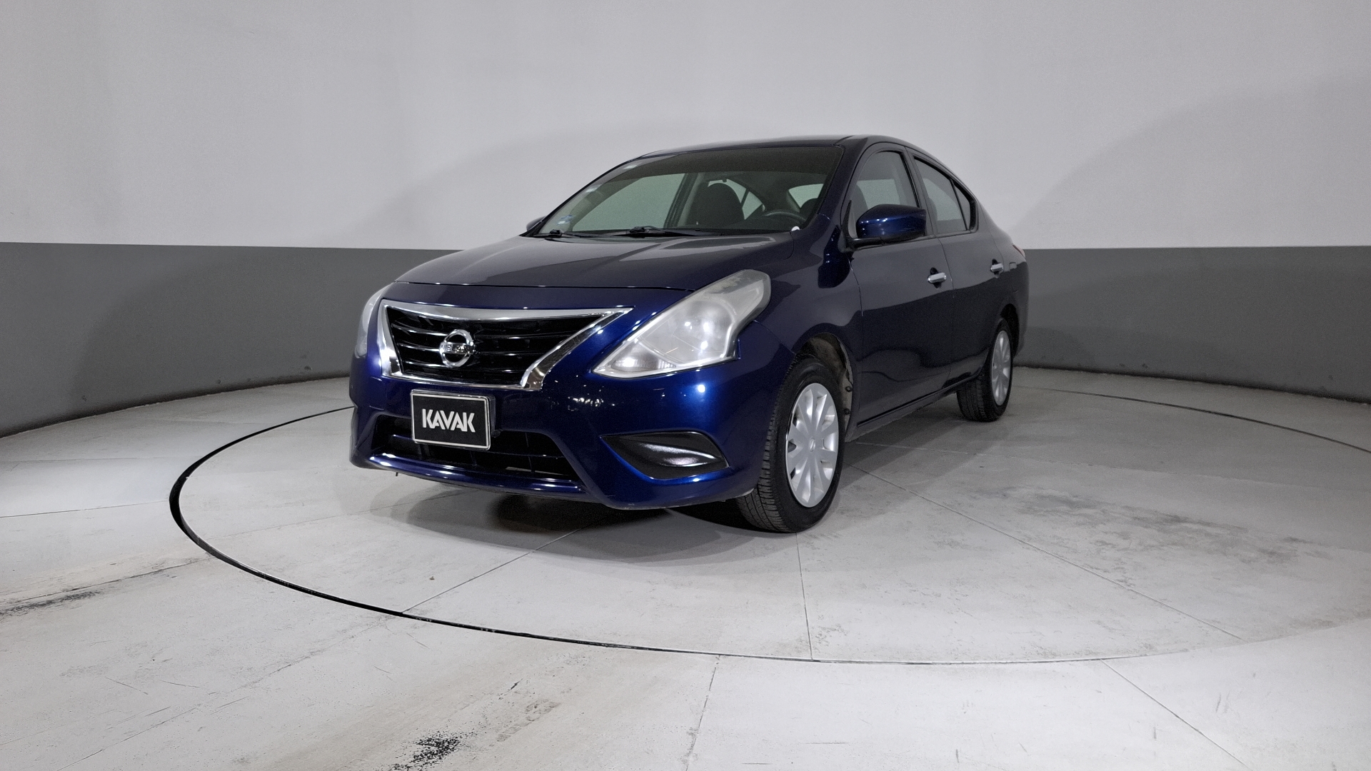 Autos Nissan Versa 1.6 SENSE Sedan 2018 usados | KAVAK México