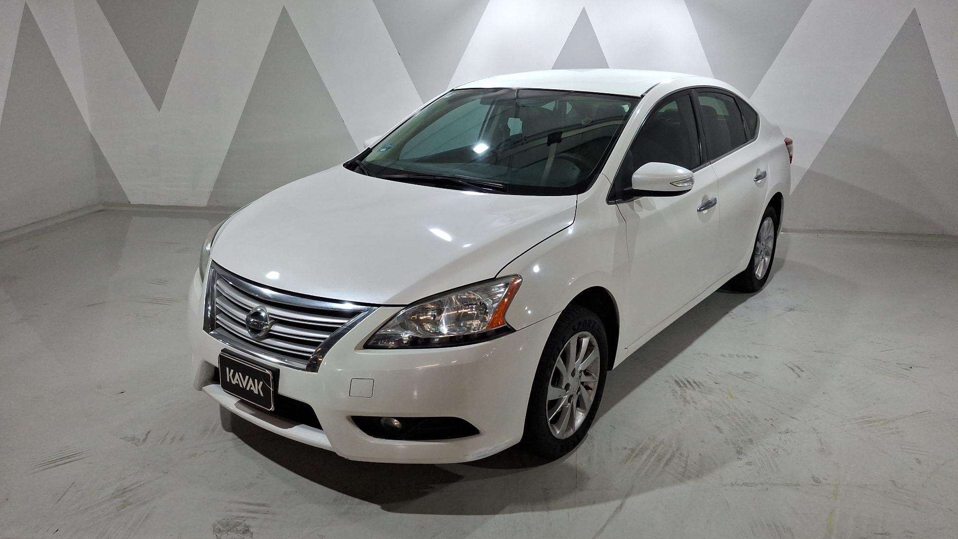 Autos Nissan Sentra 1.8 ADVANCE CVT Sedan 2016 usados | KAVAK México