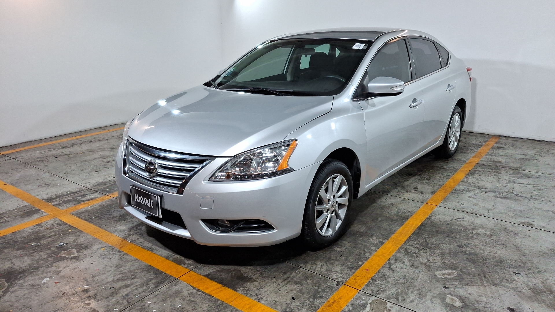 Autos Nissan Sentra 1.8 ADVANCE CVT Sedan 2016 usados | KAVAK México