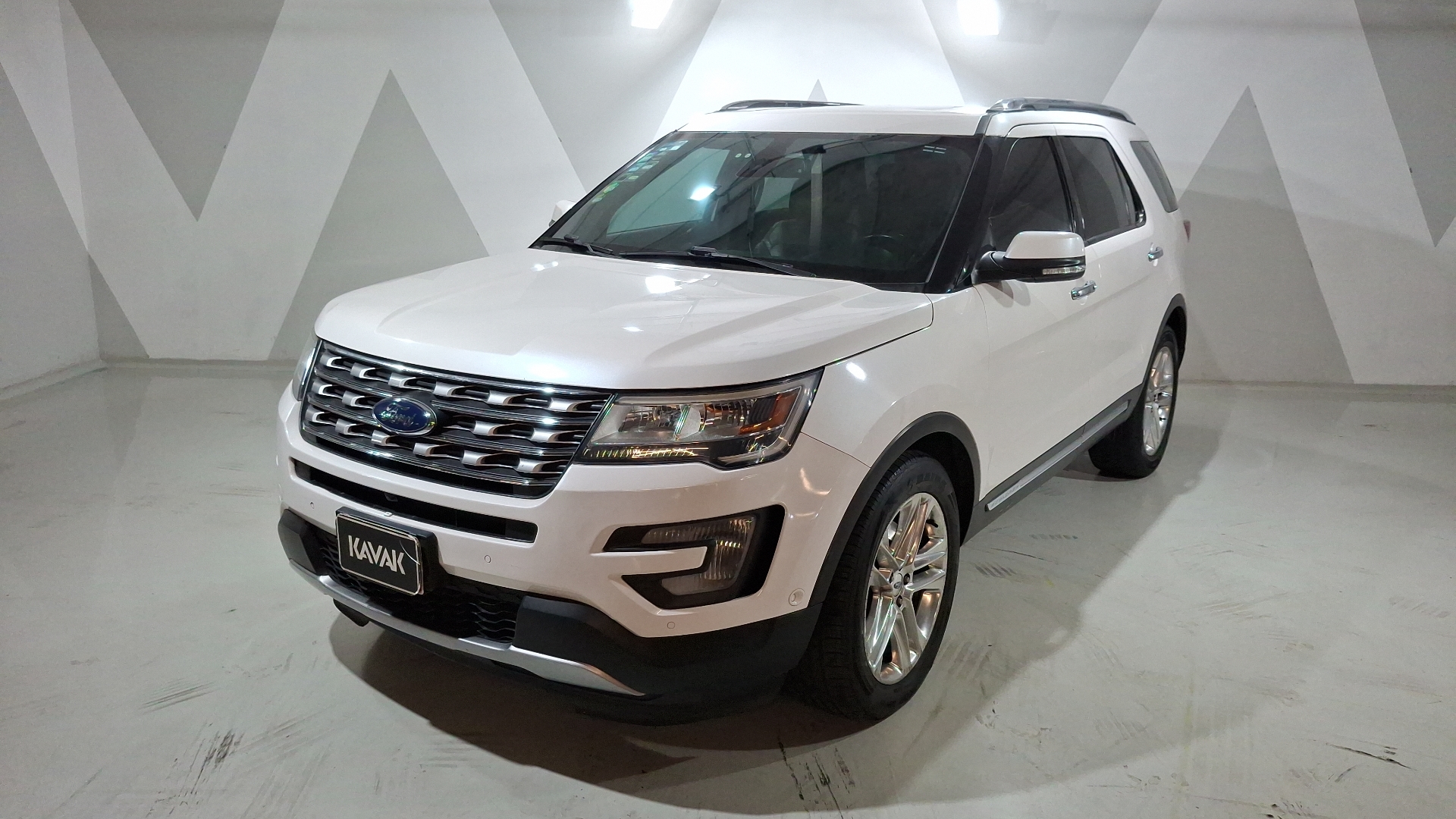 Autos Ford Explorer 3.5 LIMITED V6 4WD AT Suv 2017 usados | KAVAK México