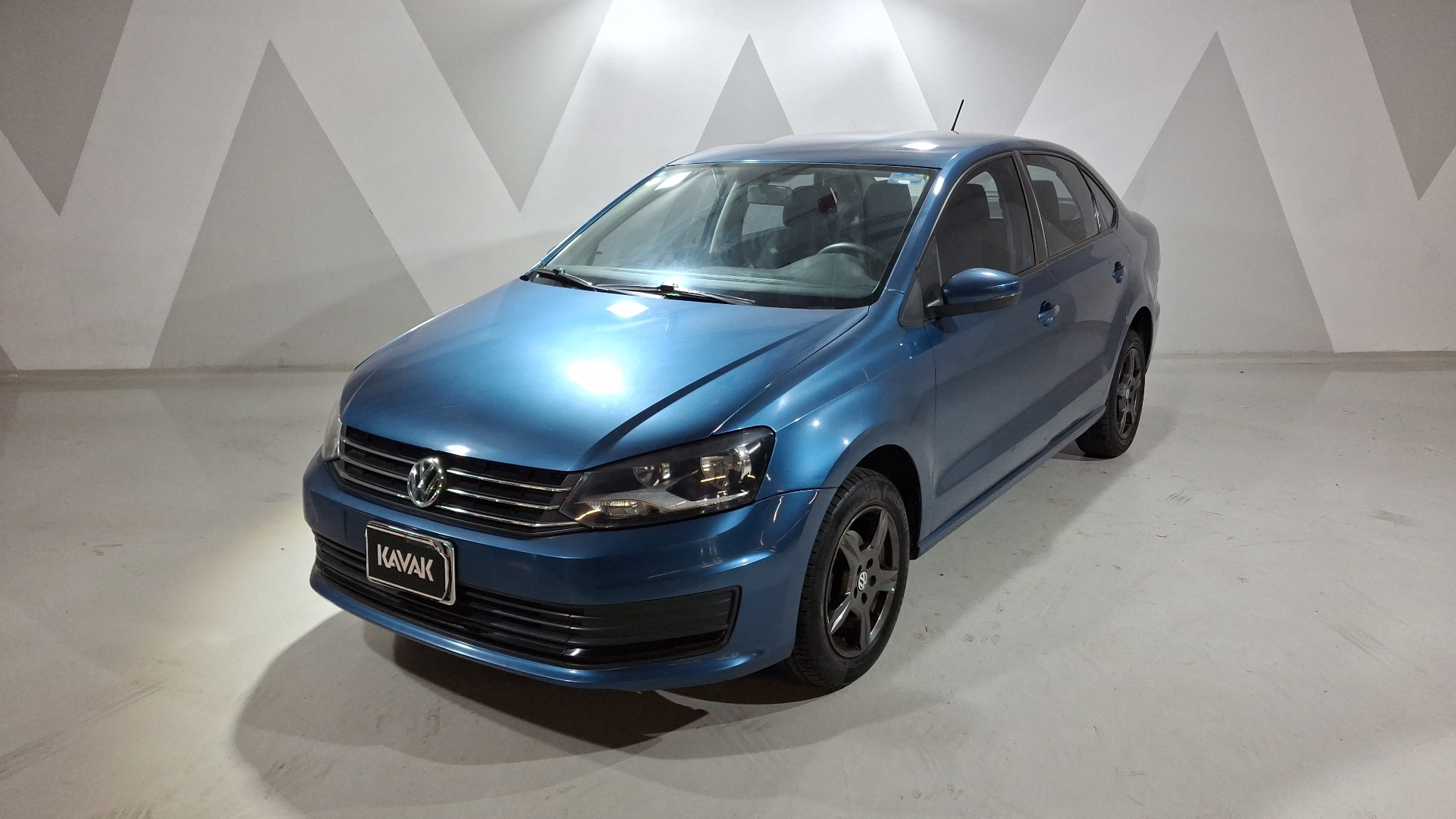 Autos Volkswagen Vento 1.6 STARTLINE STD. Sedan 2018 usados | KAVAK México