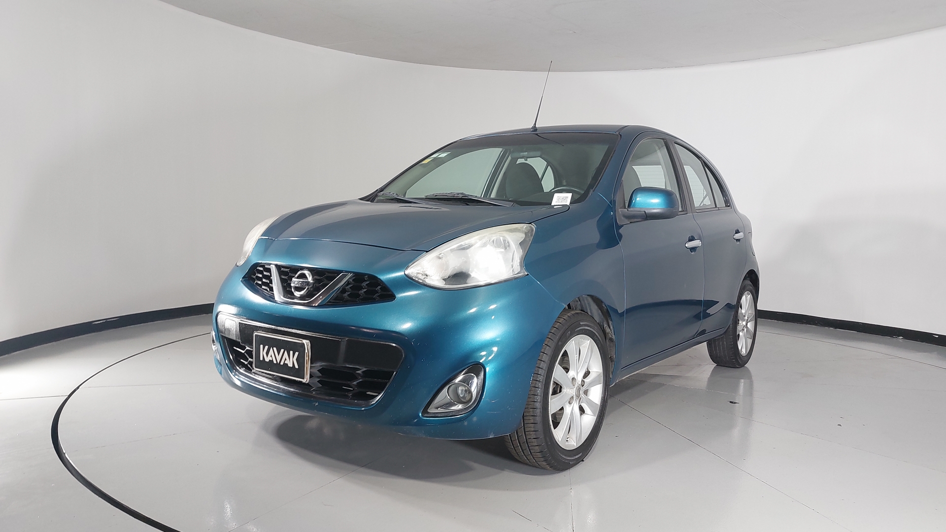 Autos Nissan March 1.6 ADVANCE MT Hatchback 2016 usados | KAVAK México
