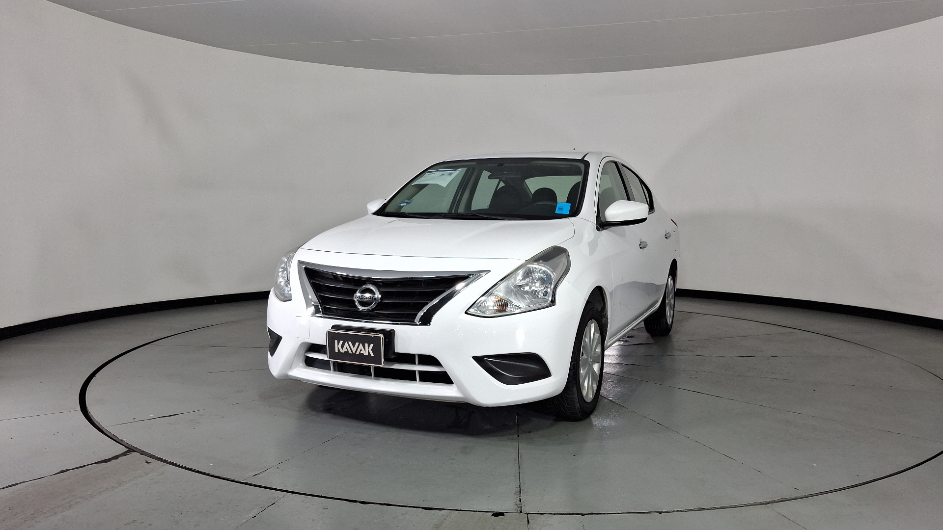 Autos Nissan Versa 1.6 SENSE TM AC Sedan 2016 usados | KAVAK México