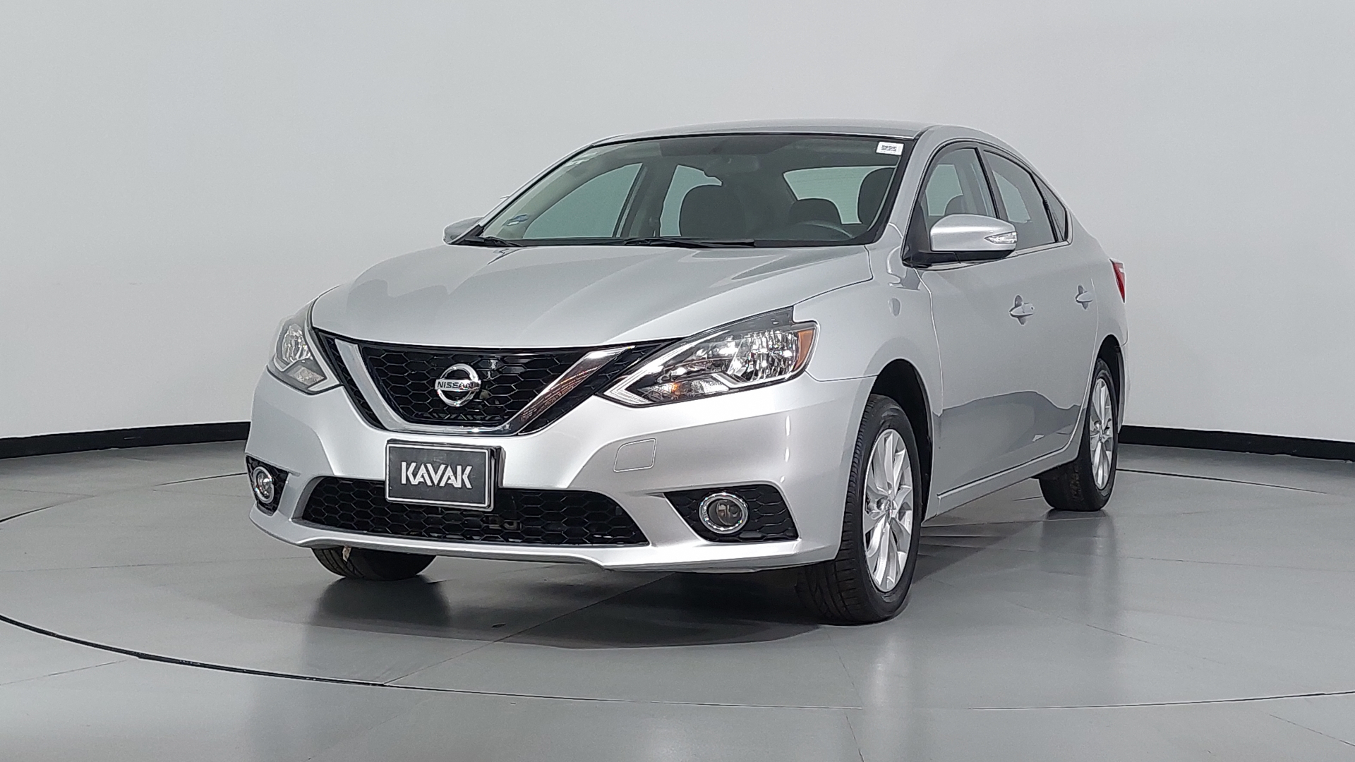 Autos Nissan Sentra 1.8 ADVANCE Sedan 2018 usados | KAVAK México