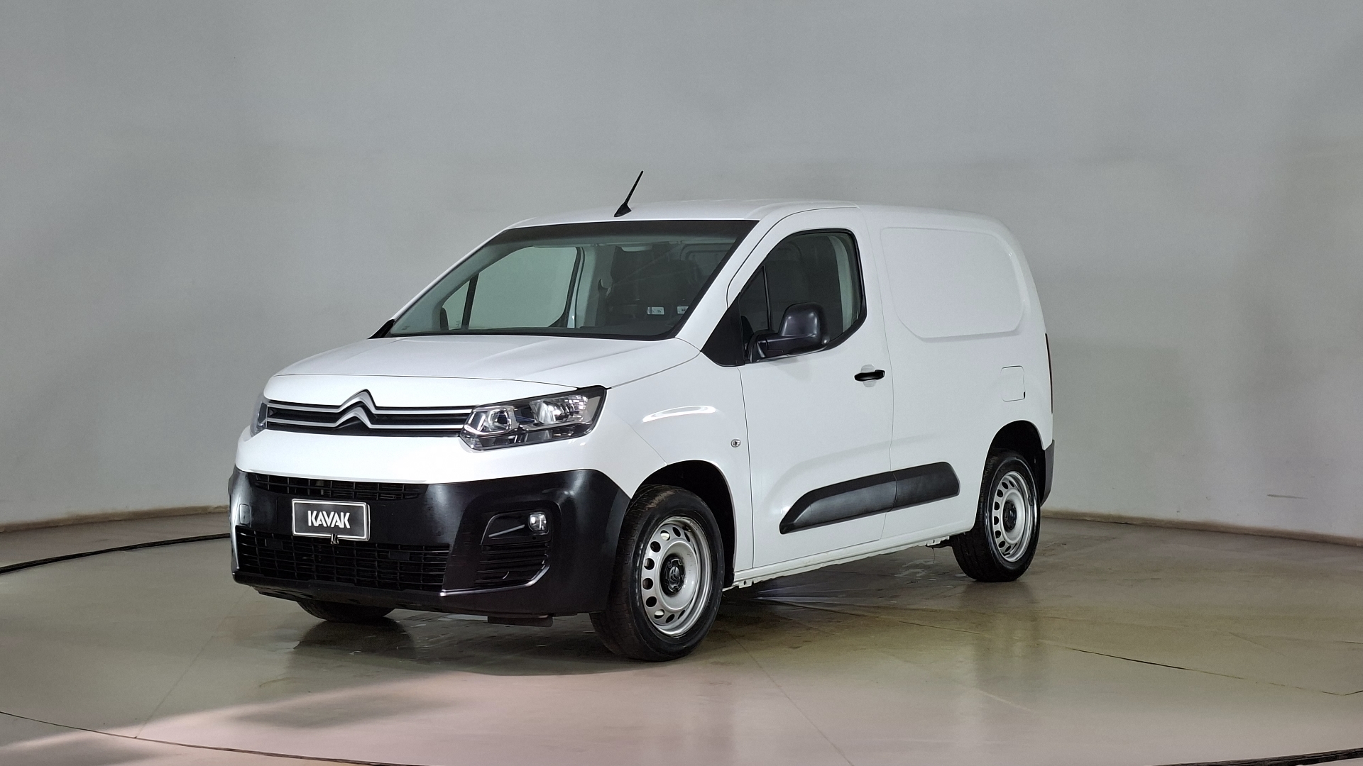 Autos Citroen Berlingo 1.5 HDI 100 XL Van 2023 usados | KAVAK Chile