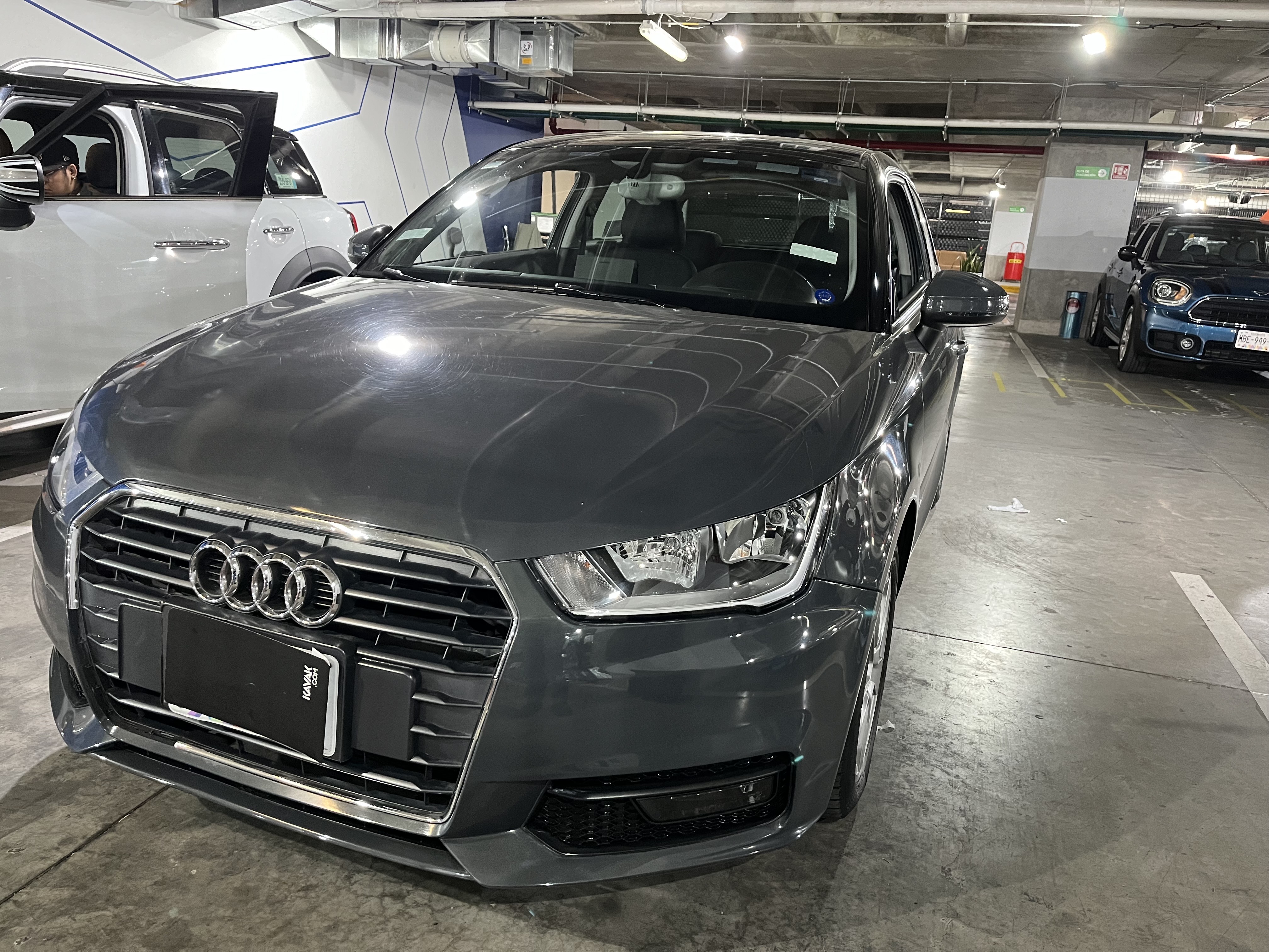 Autos Audi A1 1.4 TFSI COOL S TRONIC Hatchback 2016 usados | KAVAK México