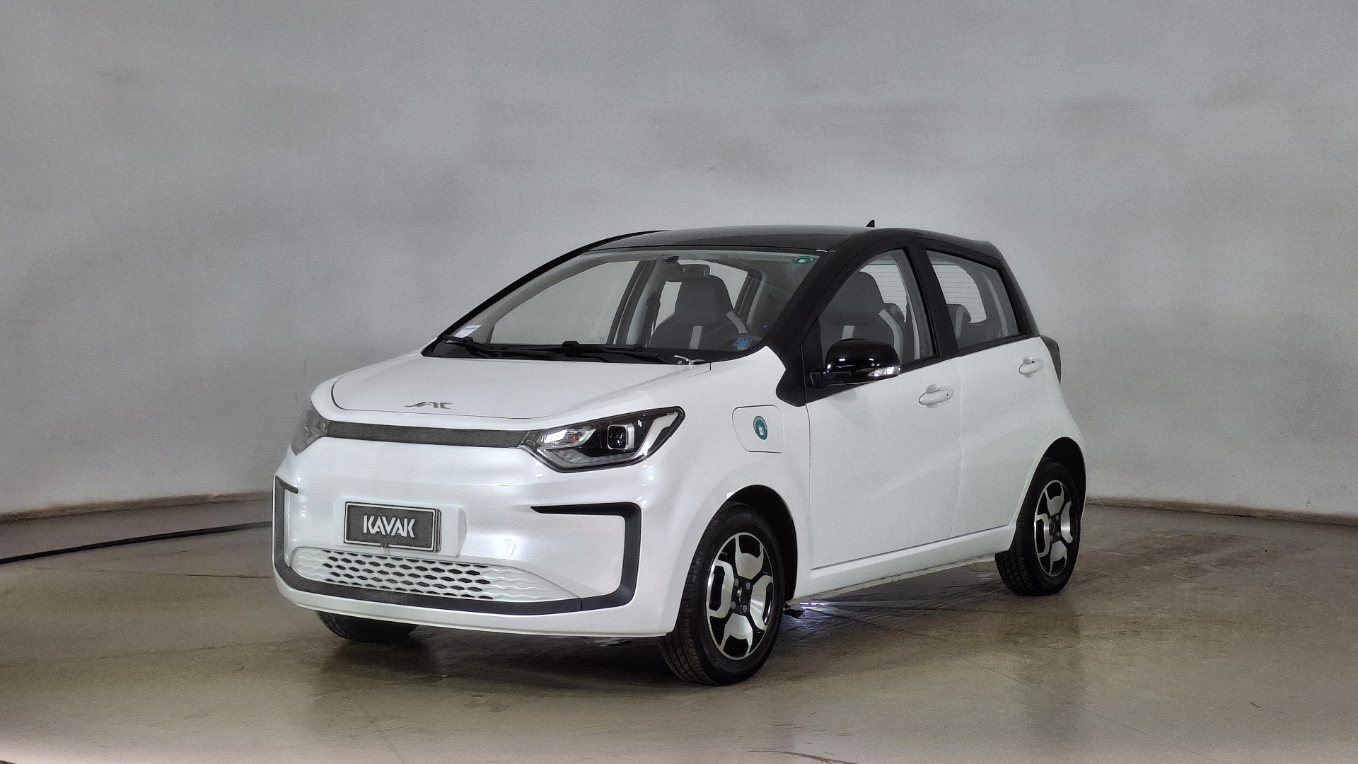 Autos Jac E-js1 BEV 30KWH LUXURY AUTO Hatchback 2026 usados | KAVAK Chile
