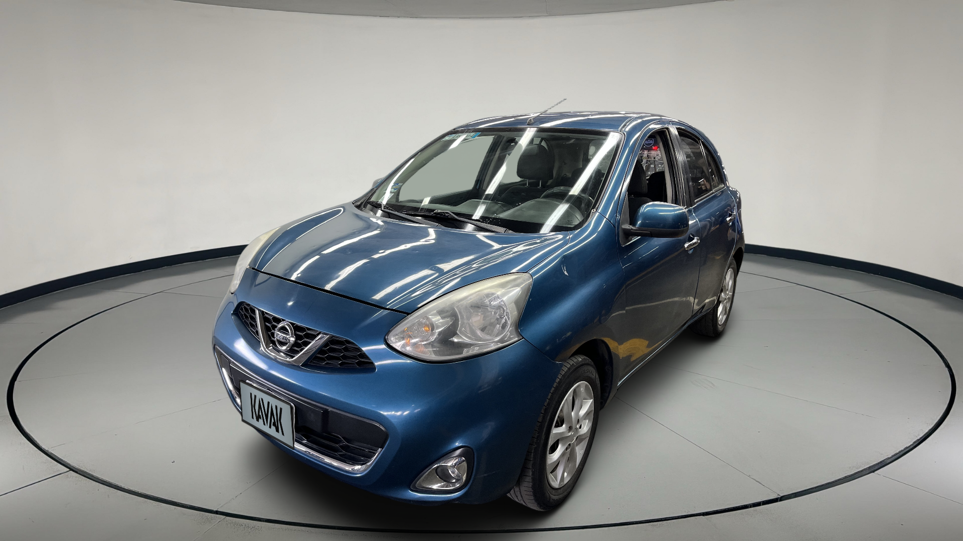Autos Nissan March 1.6 ADVANCE Hatchback 2018 usados | KAVAK México